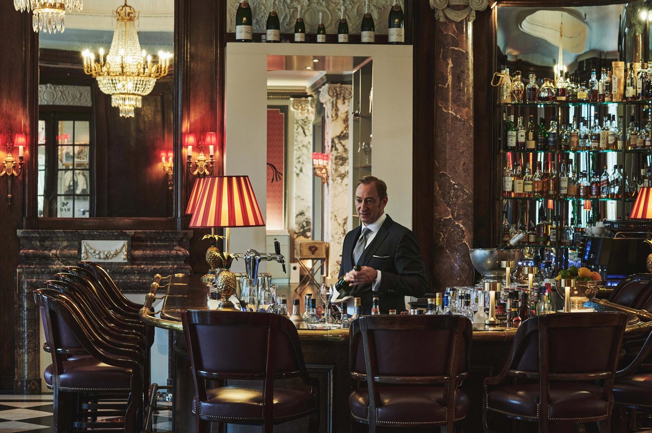 National Bar Lucerne – Coffee, Drinks & Snacks at Grand Hotel National ...